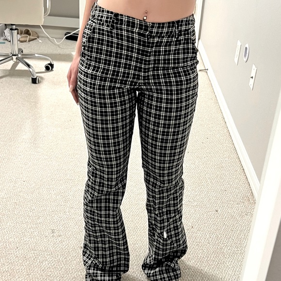 Forever 21 | Pants & Jumpsuits | Checkered Bell Bottom Forever 2 Pants ...